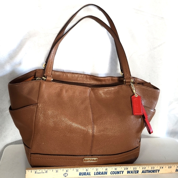 Coach | Bags | Coach Park Saddle Brown Pebble Leather Carrie Tote ...